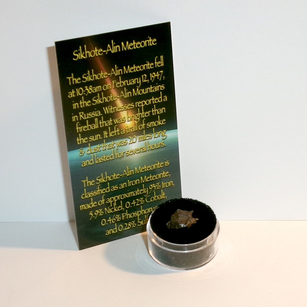 Genuine Meteorite Sikhote-alin Shrapnel & Gem Case: Cosmic History - Etsy