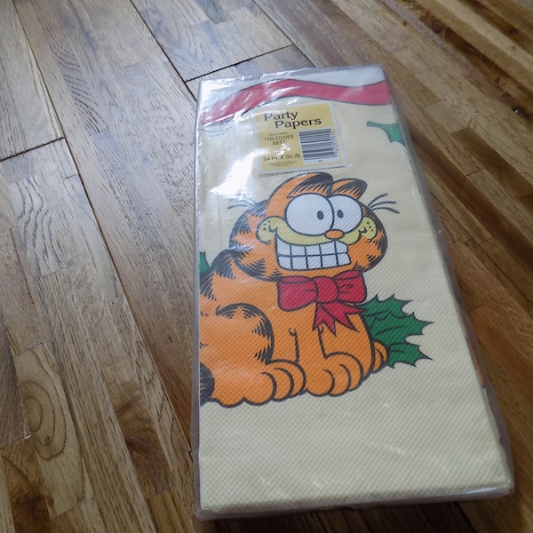 Garfield Paper Table - Etsy