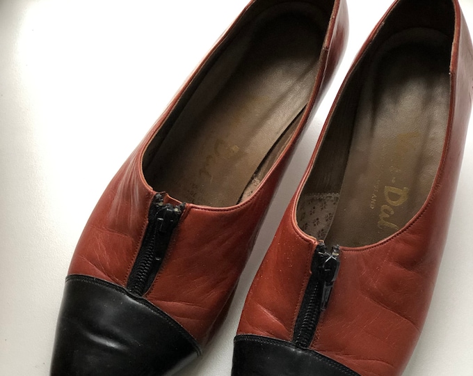 The Queens Gambit Style 1950s 1960s Vintage Van Dal Shoes - Etsy