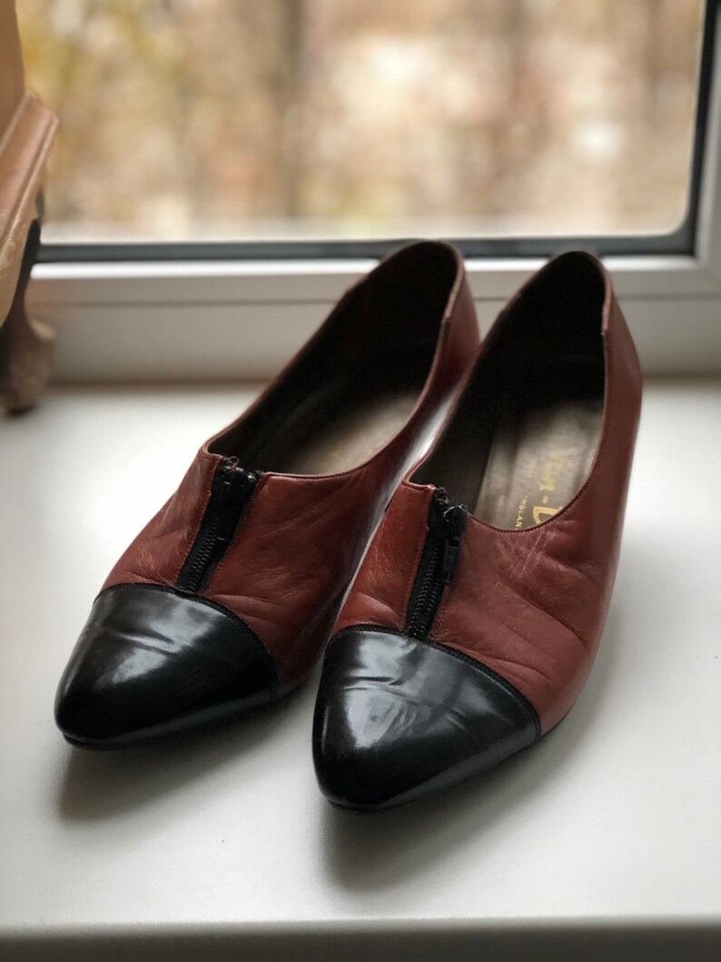 The Queens Gambit Style 1950s 1960s Vintage Van Dal Shoes | Etsy