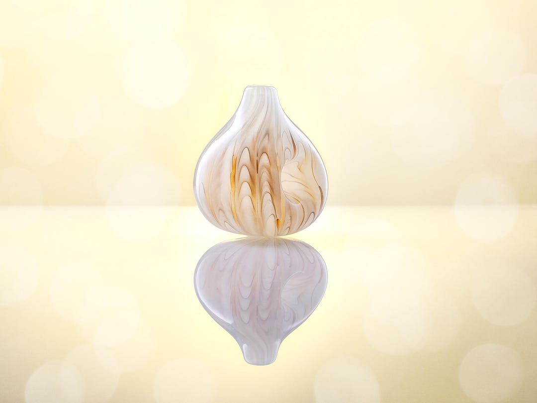 Glass Onion Pipe - Unique Onion-shaped Glass Smoking Bowl - Handcrafted ...