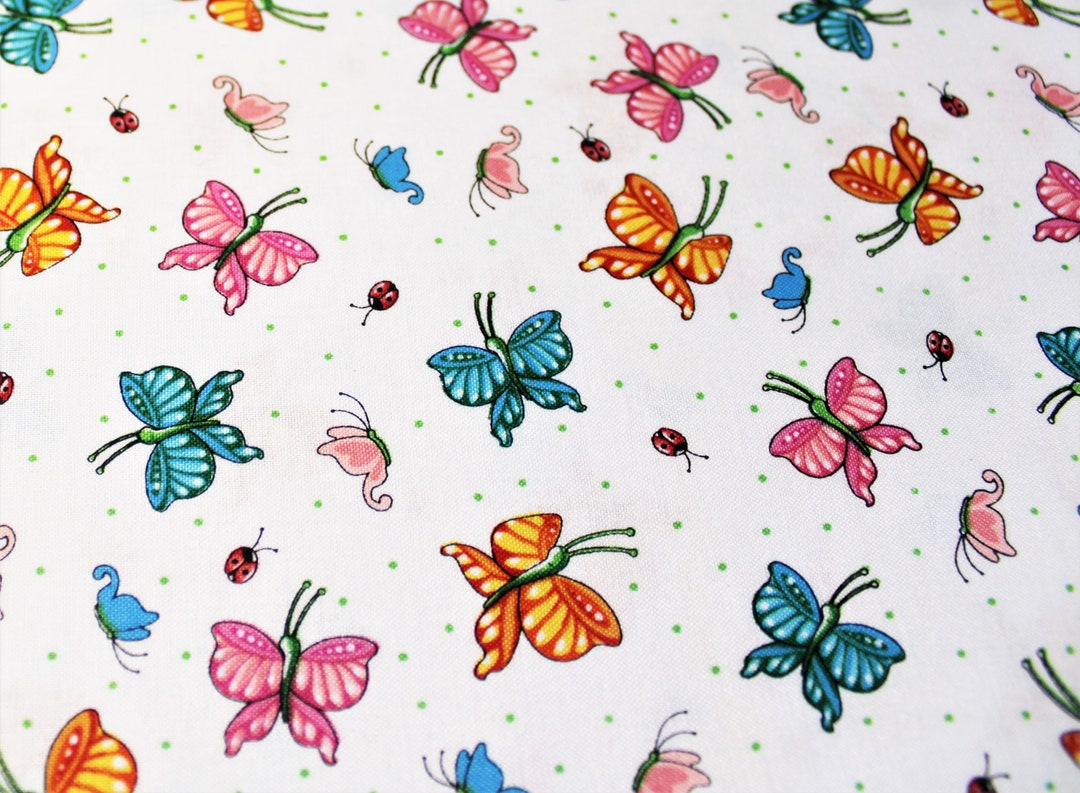 MARY ENGELBREIT Quilt Fabric Mottos to Live by Butterfly Toss White ... MARY ENGELBREIT Quilt Fabric Mottos to Live by Butterfly Toss White ...