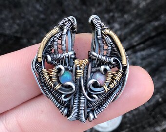 Heady wire wrapped pendant | Etsy