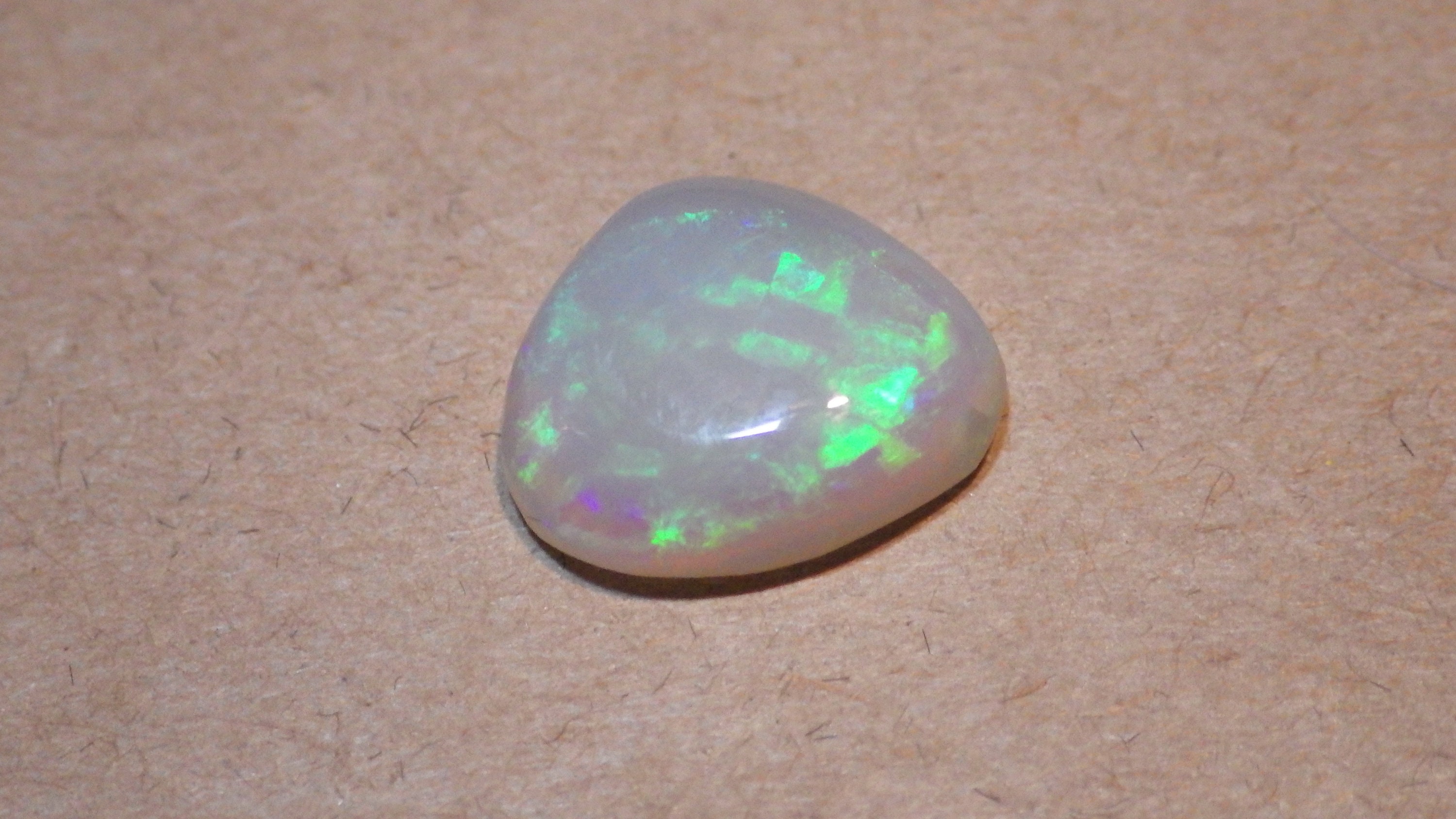 GREEN SHEEN OPAL Some Bluetoo. - Etsy UK