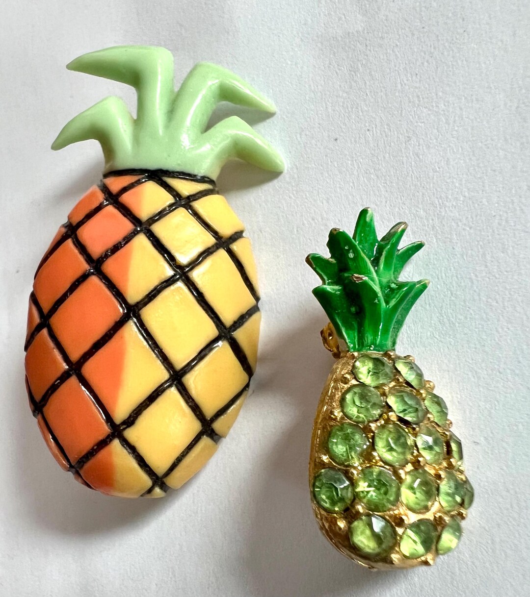 Lot of 2 Collectable Pineapple Pins - Etsy
