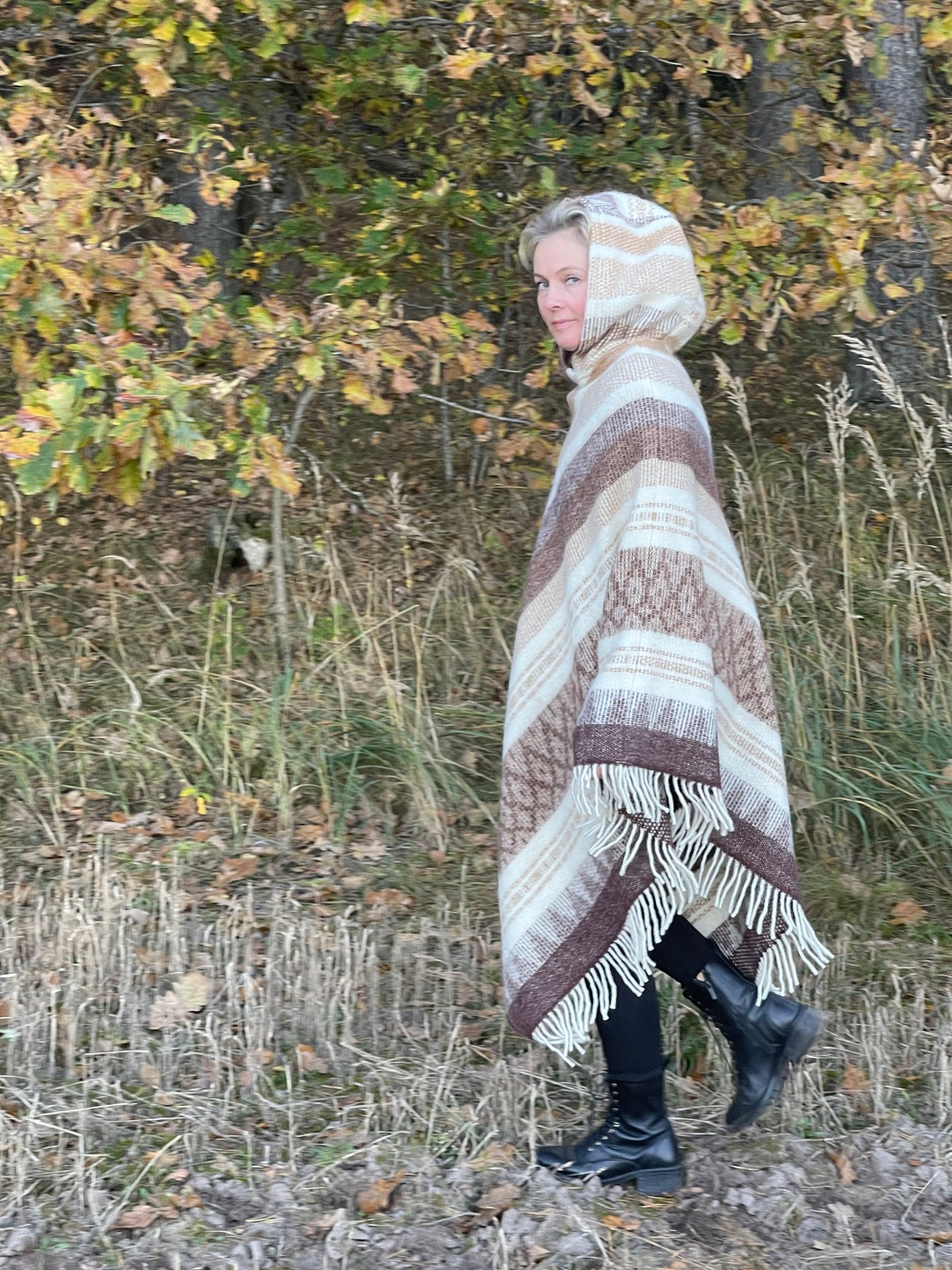 Alpaka/Lammwolle Mix Poncho mit Kapuze Brauner Lammwolle/Alpaka Wolle ...