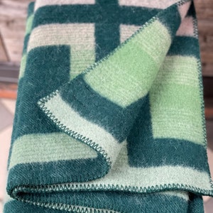 Pure Wool Blanket Geometric Pattern Wool Throw Blanket Green/white ...