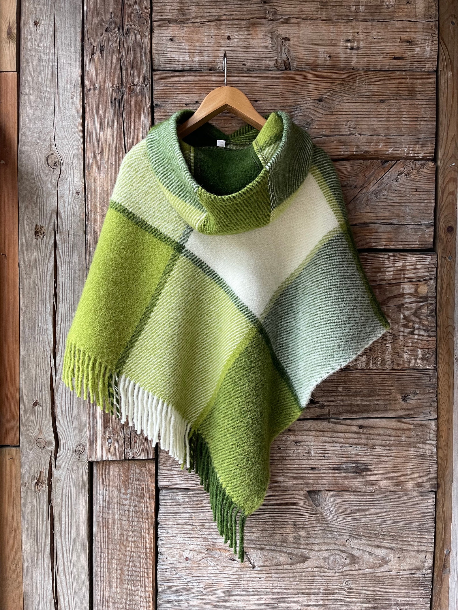 Green Wool Poncho Cape With Hood Green Lambswool Poncho Cape Checked ...