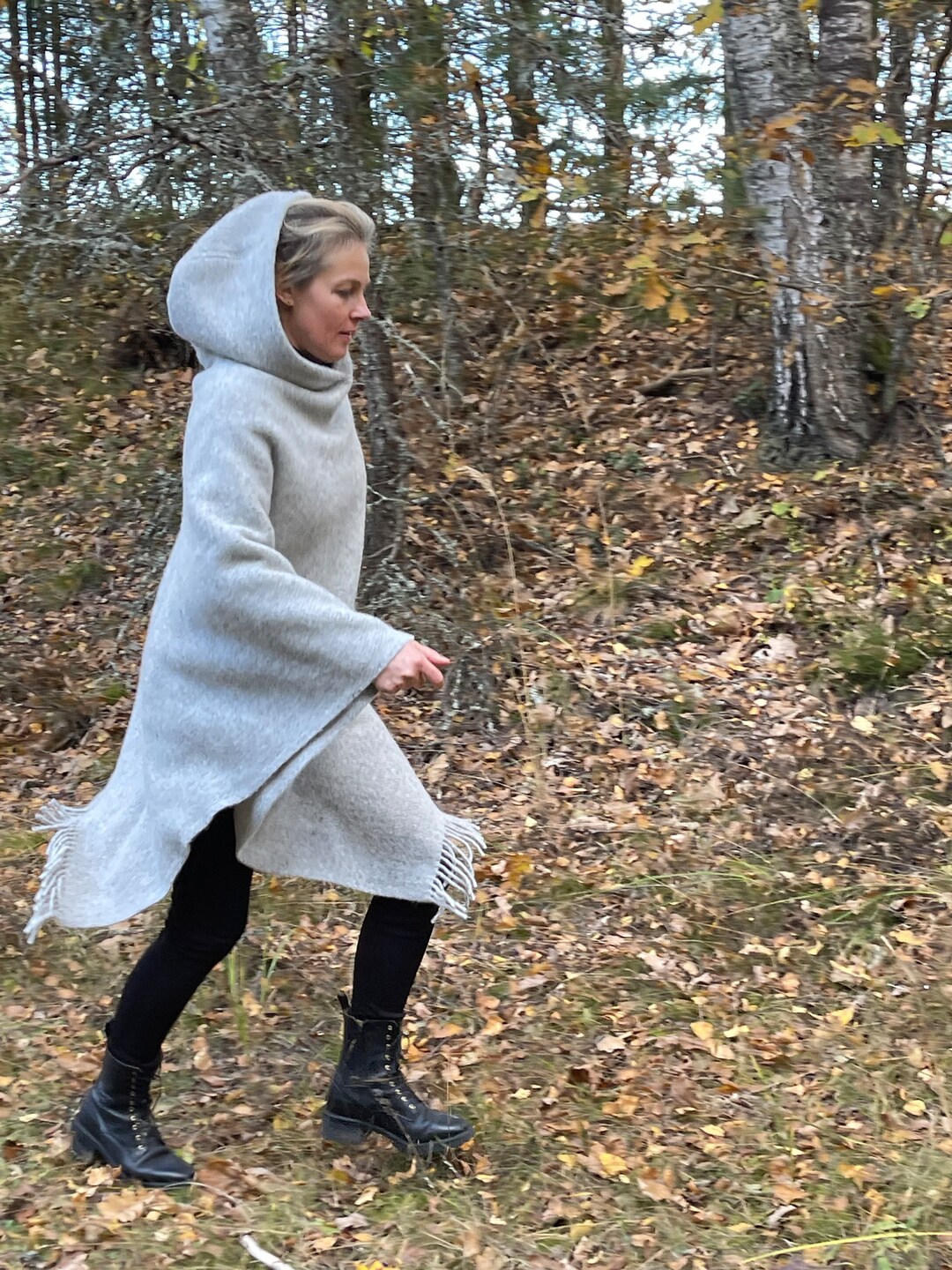 Light Grey Lambswool Poncho Cape With Hood and Fringes Light Grey Wool ...