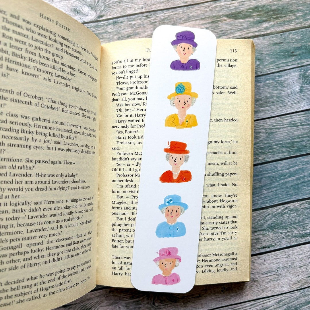 Queen Elizabeth Double Sided Bookmark (52mm X 210mm) Royal Family ...