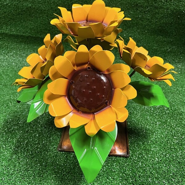 Metal Sunflower Yard Art - Etsy