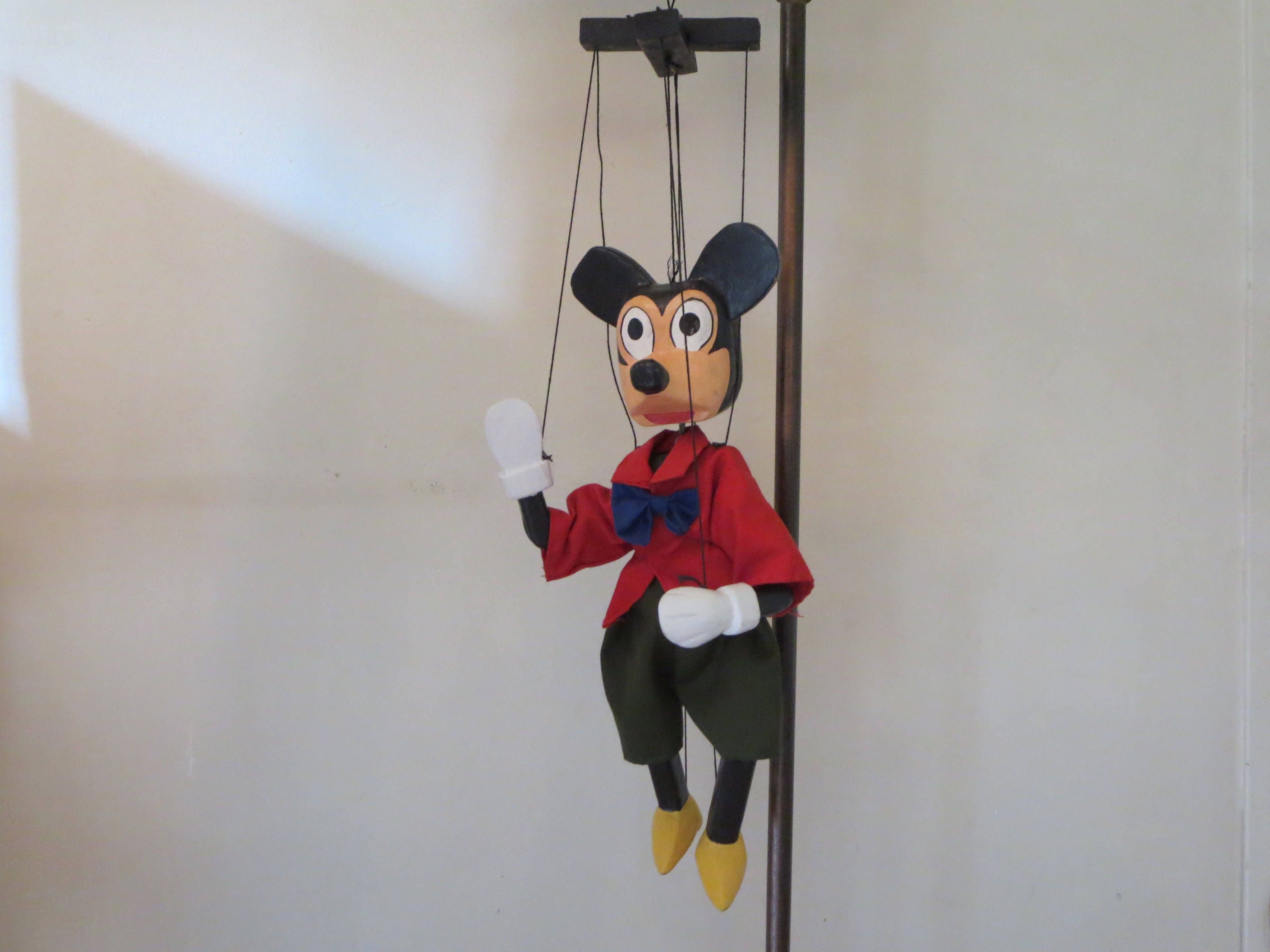 VINTAGE DISNEY PUPPET Wire puppet Mickey Mouse Wooden toy | Etsy