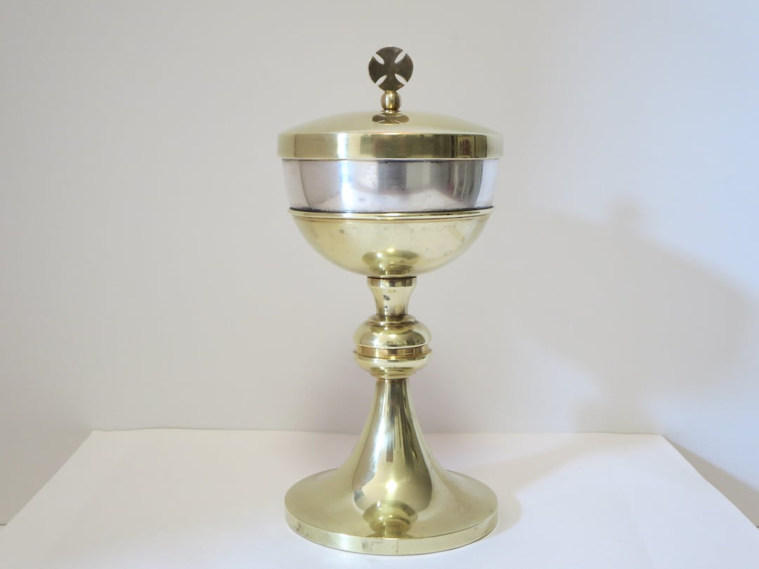 CHURCH CIBORIUM~ Sterling Silver Altar Hosts Goblet~ Sacred Art ...