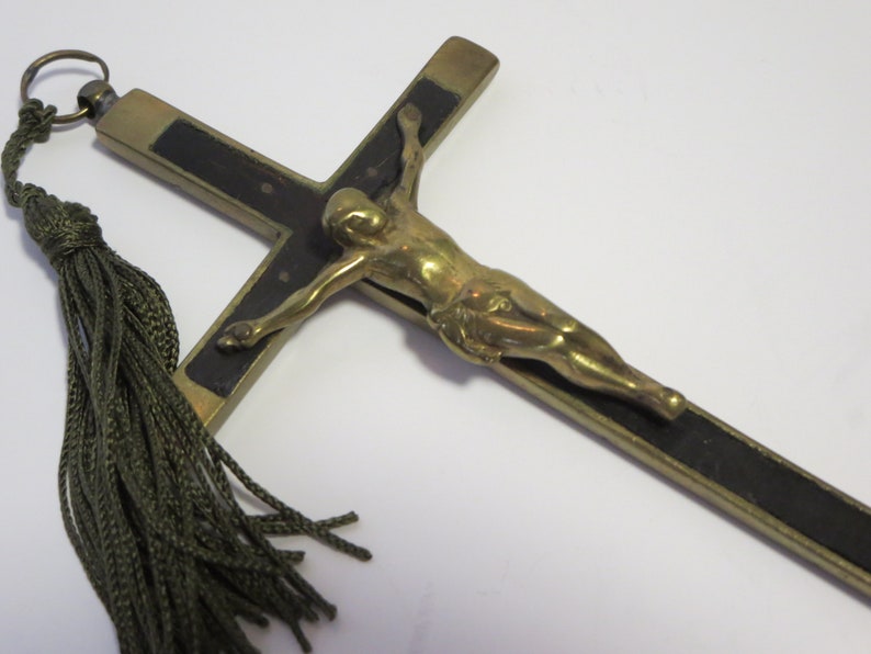 RELIGIOUS PECTORAL CROSS~ Crucifix~ Corpus Christi~ Brass & Wood ...