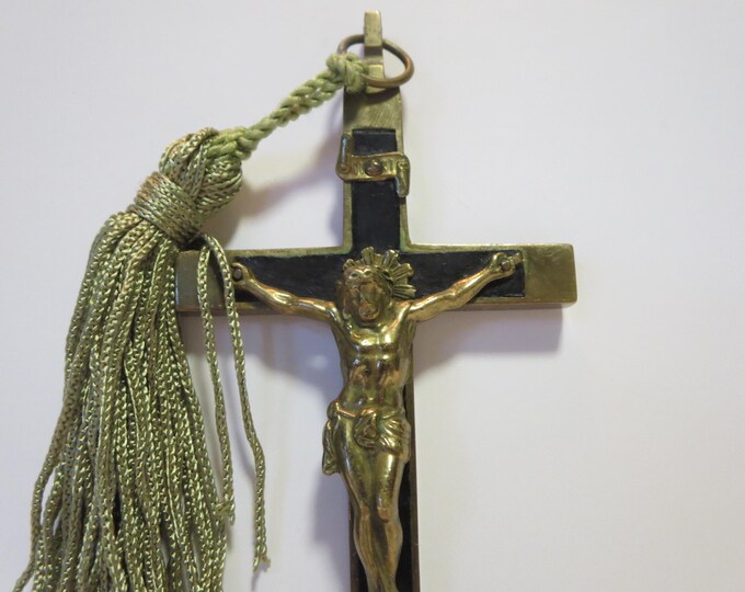 RELIGIOUS PECTORAL CROSS~ Crucifix~ Corpus Christi~ Brass & Wood ...