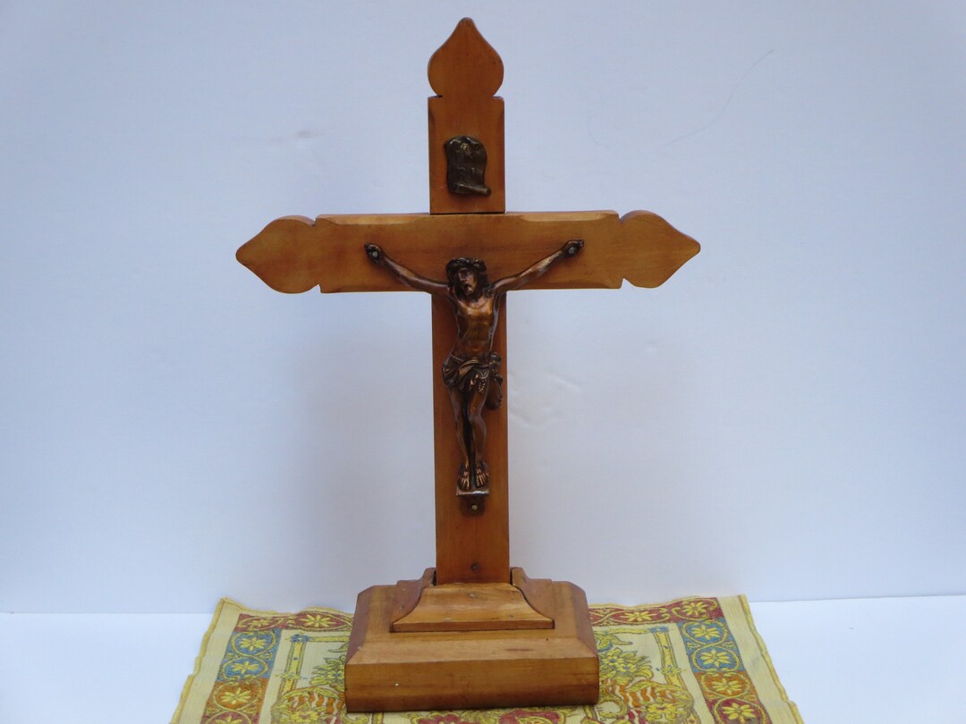 STANDING WOOD CRUCIFIX~ Corpus Christi~ Altar Crucifix~ Jesus~ Footed ...
