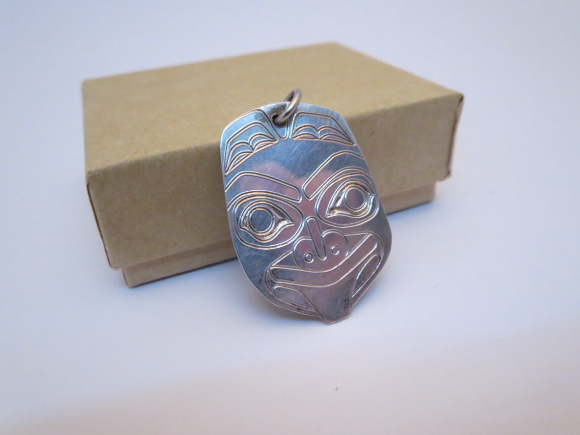INUIT CHARM PENDANT Inuit Art Jewelry Pendant Necklace - Etsy