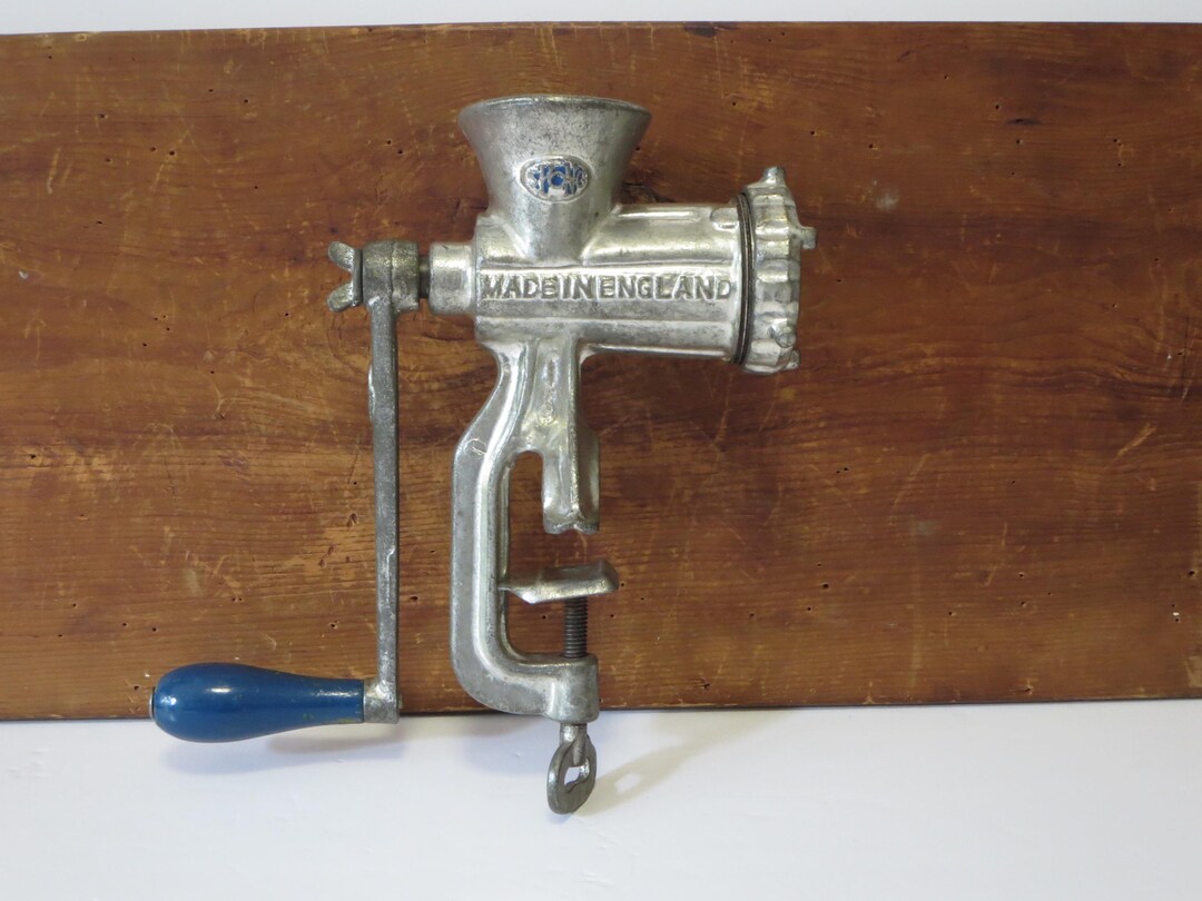 VINTAGE MEAT CHOPPER~ Old Cast Iron Mill~ Vintage Kitchen~ Spond ...