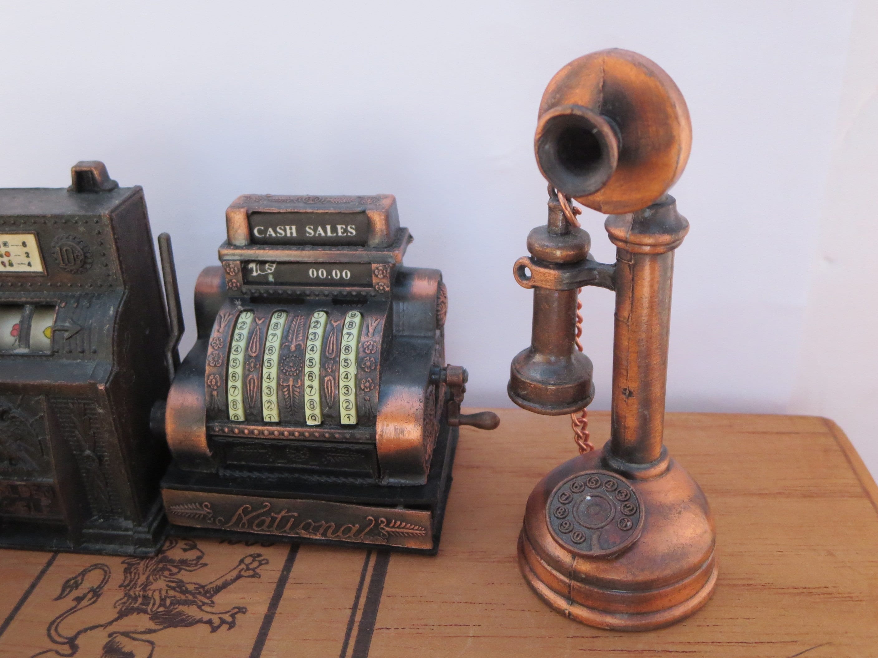 MINIATURES COLLECTION Vintage dollhouse furniture | Etsy