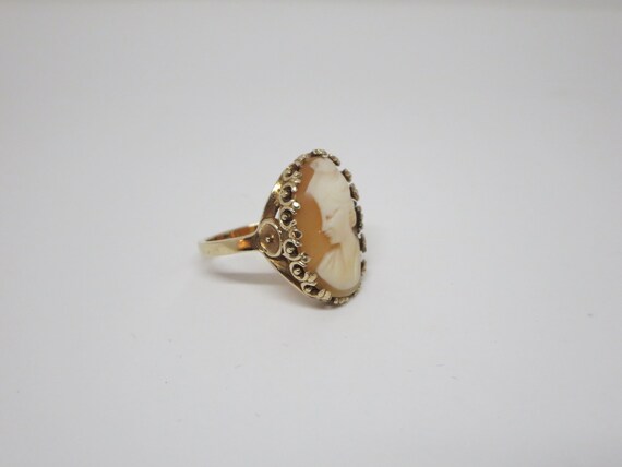 10K CORAL CAMEO RING~ 10K Gold~ Victorian Jewelry~ Re… - Gem