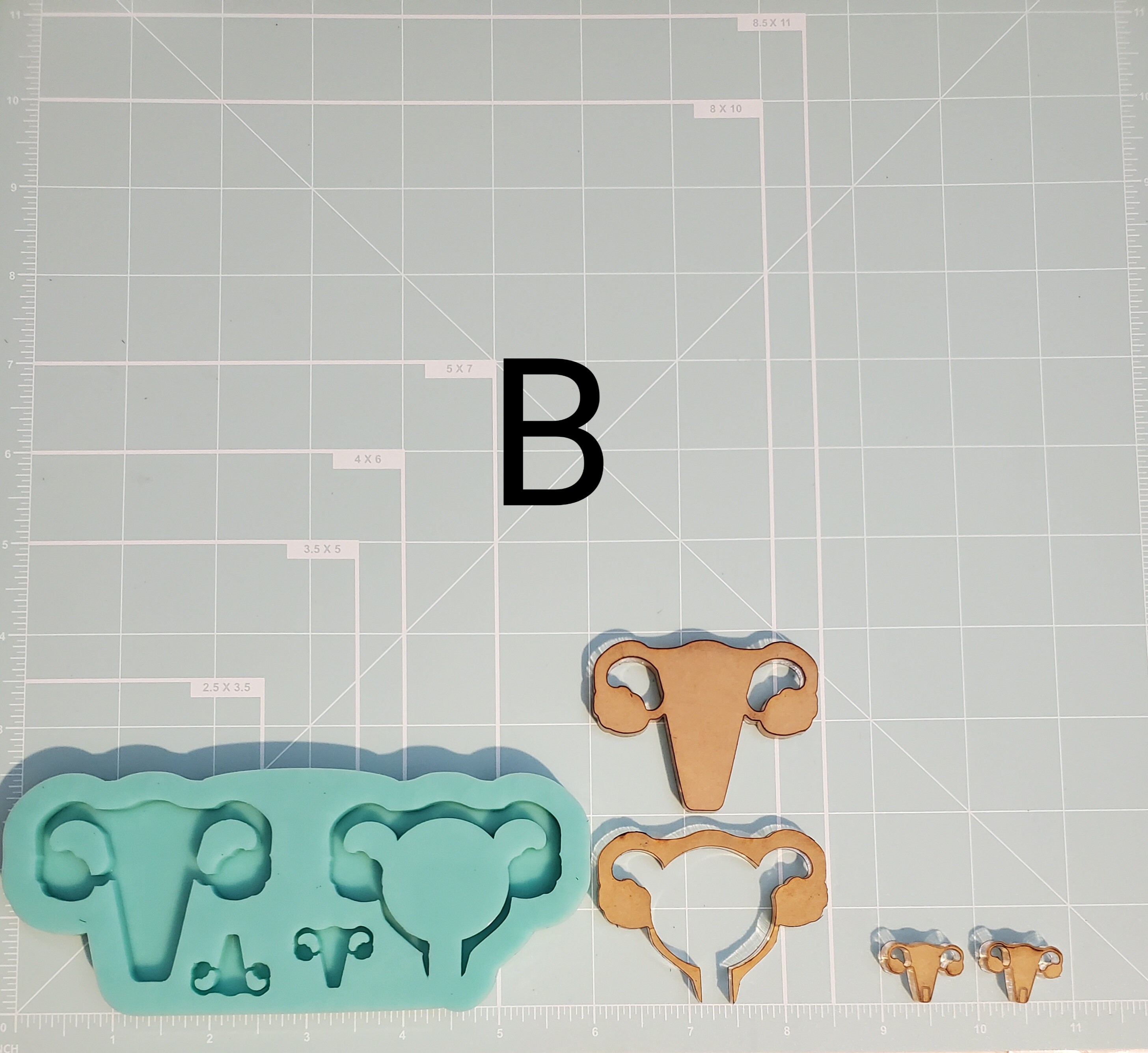 Uterus Badge Reel Mold, Uterus Keychain Mold, Silicone Mold - Etsy UK