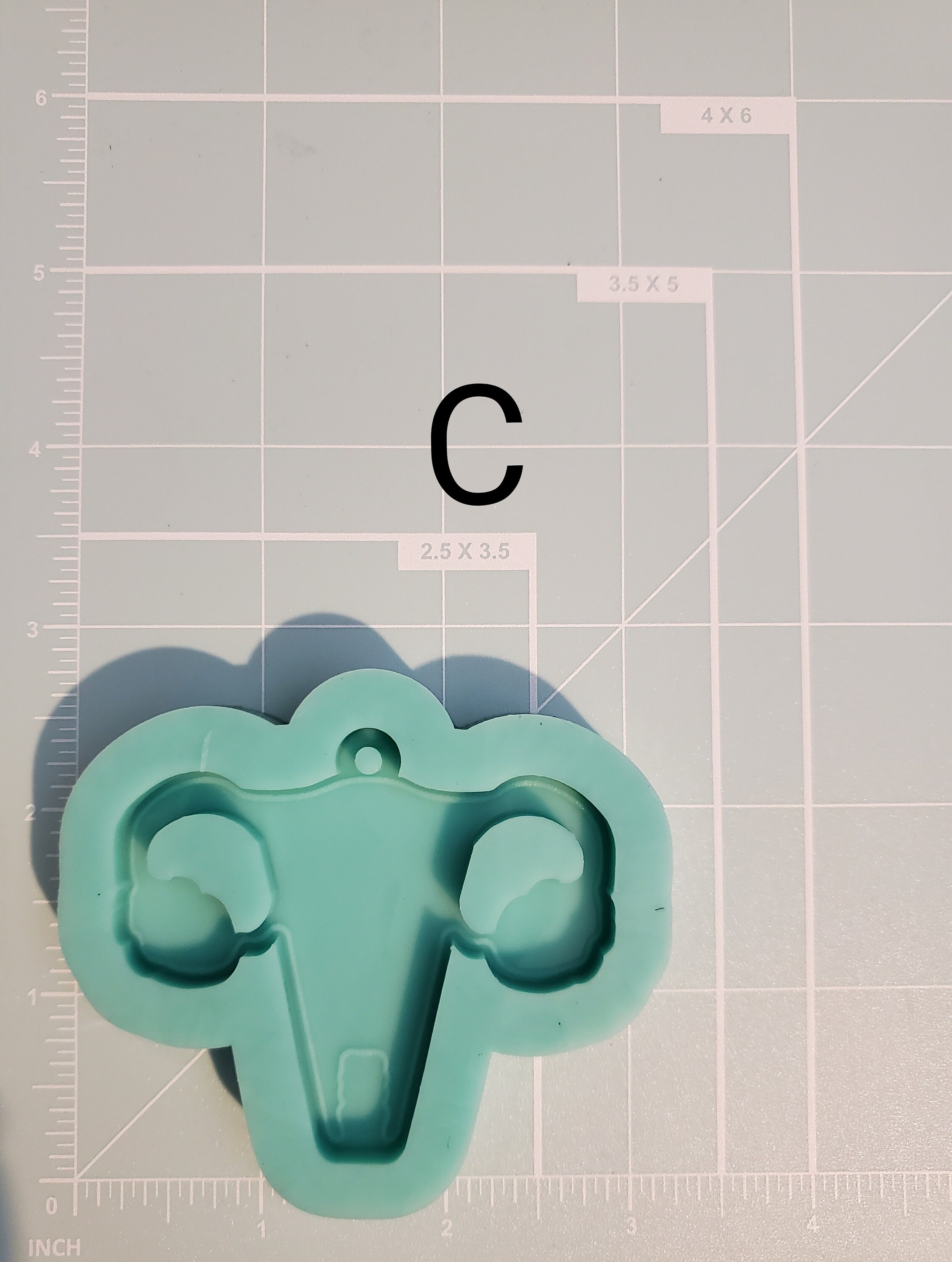 Uterus Badge Reel Mold, Uterus Keychain Mold, Silicone Mold - Etsy UK