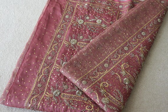 Stunning antique Indian metal thread embroidery zardo… - Gem