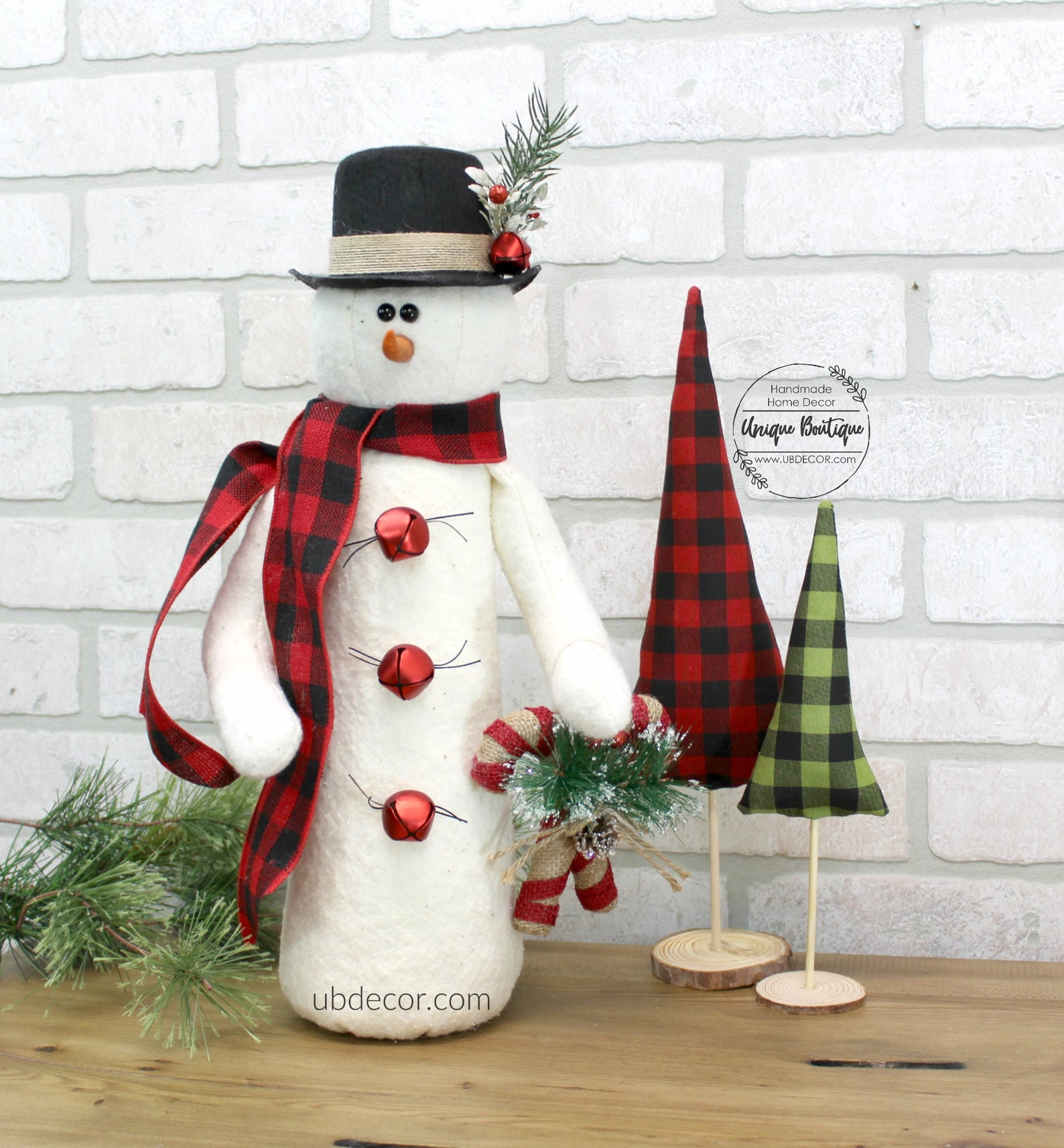 Red and Black Plaid Fabric Snowman With Buffalo Plaid Scarf - Etsy