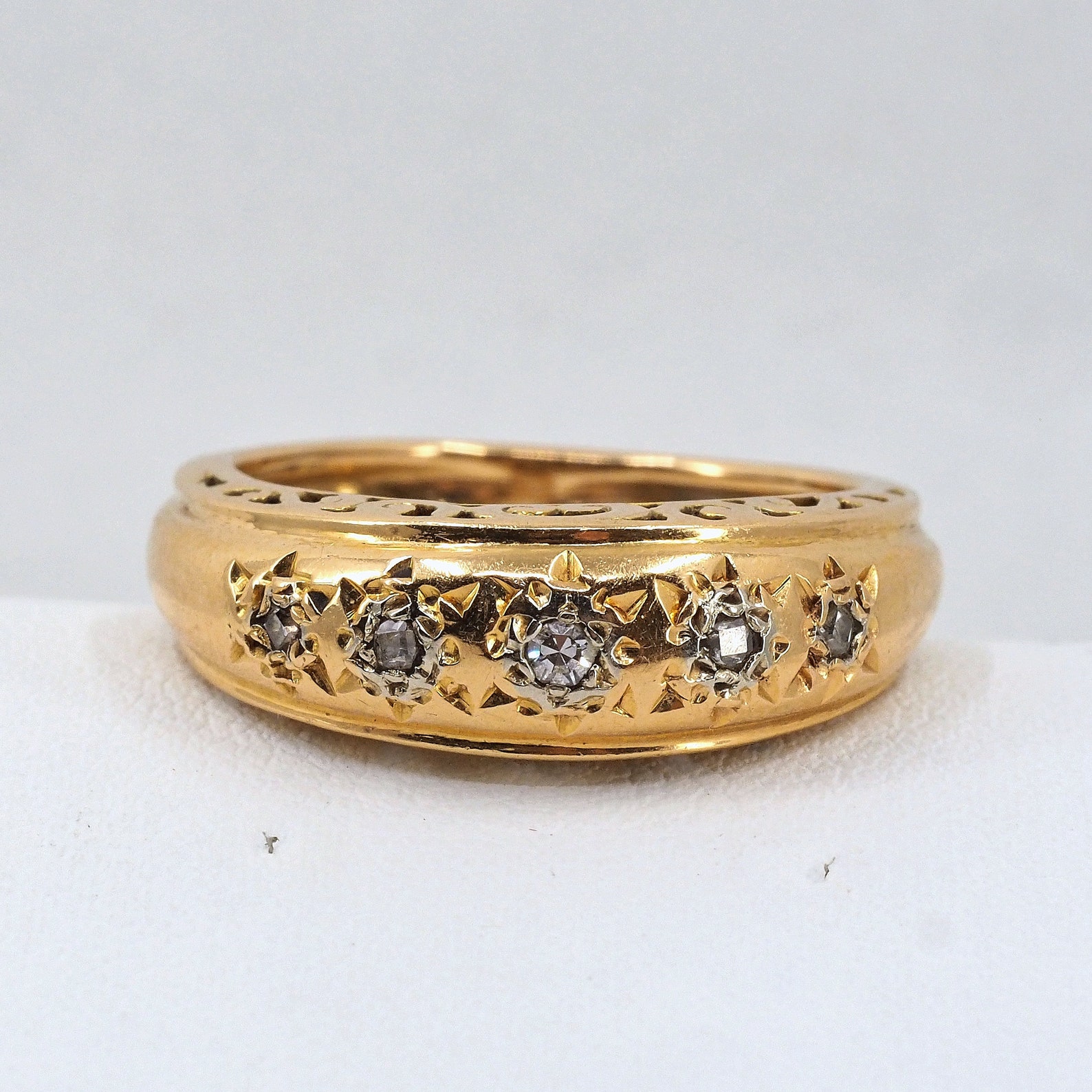 18K Solid Gold Ring With Natural Diamonds Stamped Finely - Etsy