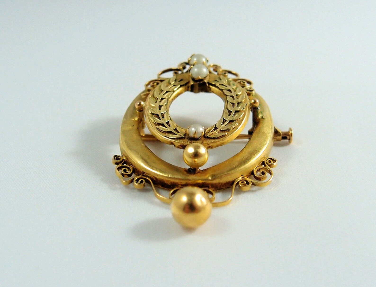 Late Victorian Stamped 18K Solid Gold Medallion Brooch Genuine - Etsy