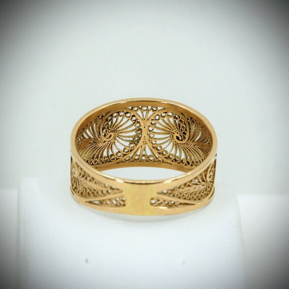 Incredible lace work on 18K solid gold Fine gold ring… - Gem