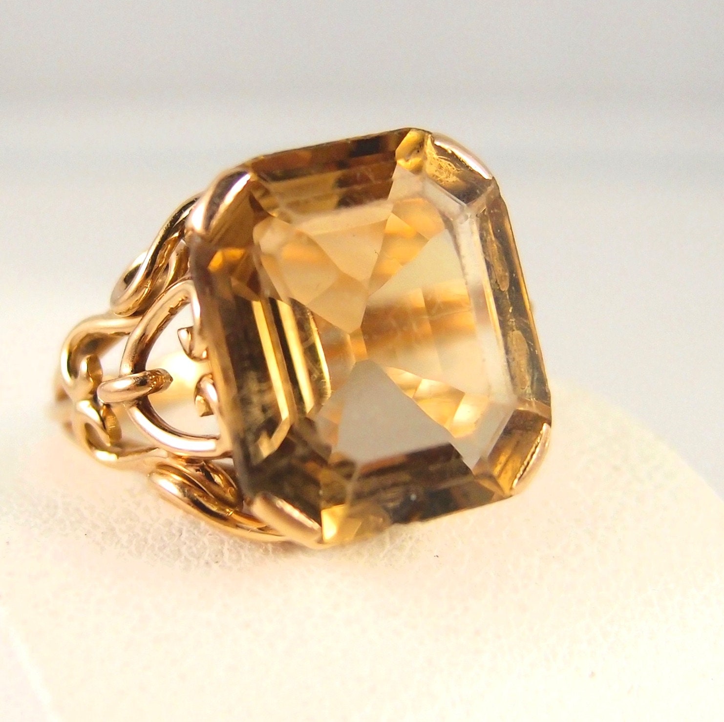 Massive Cocktail Ring in 18K Solid Gold Stamped Mid Century Huge ...