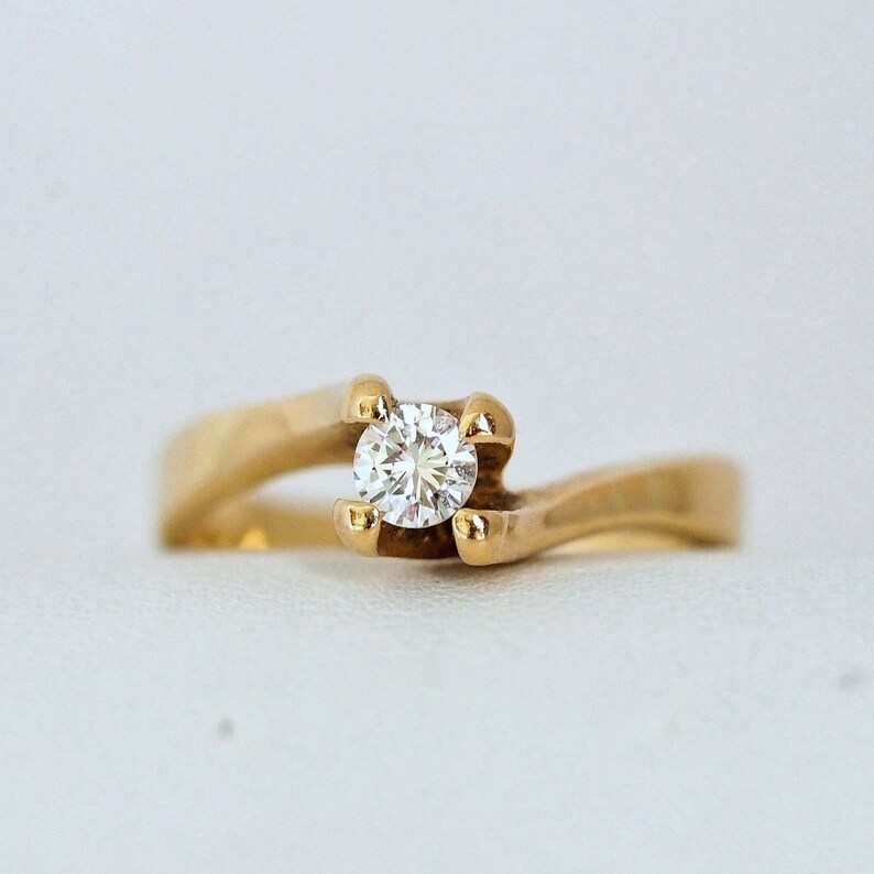Superb Natural Diamond Solitaire in 18K Solid Bright Gold - Etsy