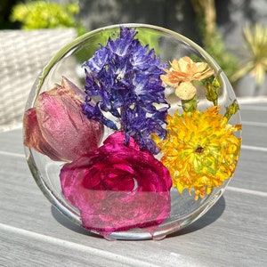 12cm Round Display Plaque, Wedding Flowers, Funeral Flowers, Gift ...