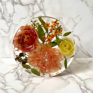 12cm Round Display Plaque, Wedding Flowers, Funeral Flowers, Gift ...