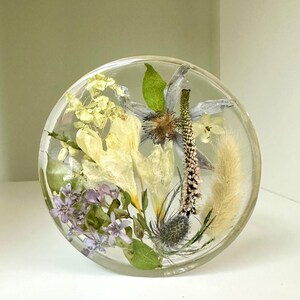 12cm Round Display Plaque, Wedding Flowers, Funeral Flowers, Gift ...