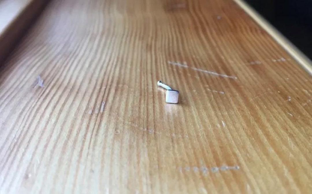 Block Ball-ping and Plug Belly Button Barbell | Minimal Floating Belly ...