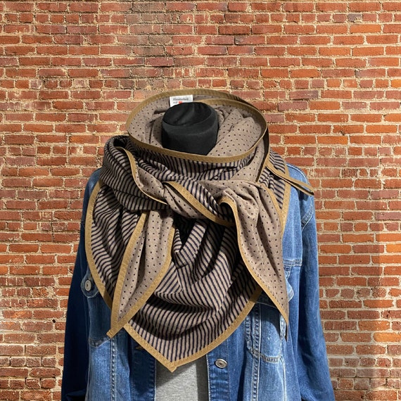 Nude Triangular Cloth With Stripes and Dots Jacquard Cloth - Etsy