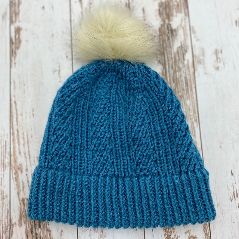 Blueberry Vineyard Knitting Pattern Faux Cables Beginner - Etsy