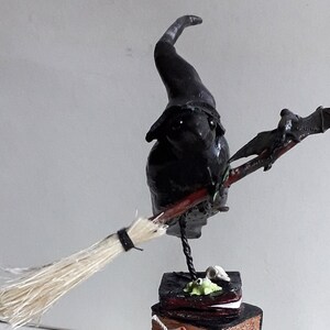 Miniature, Crow Display, Diorama,witch, Broomstick,leather Books,scull ...