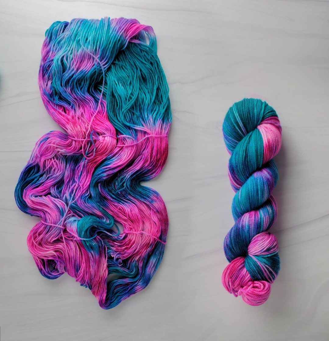 Mermaid Fingers Hand Dyed Deconstructed Variegated Yarn Lace Fingering ...