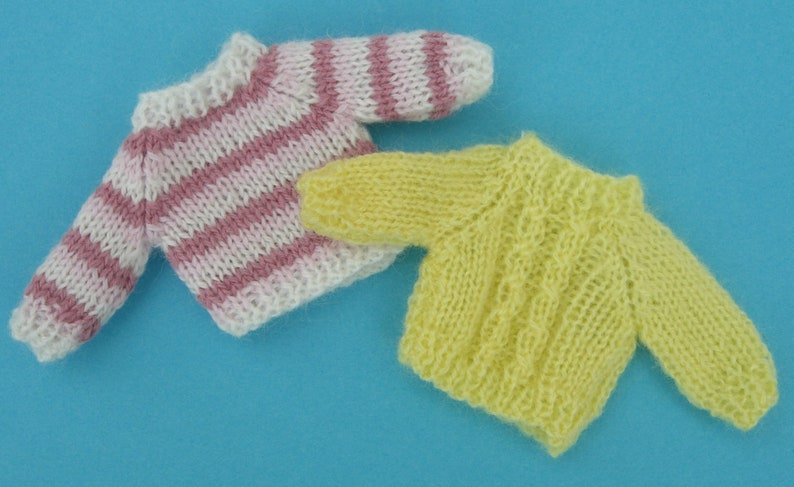 Easy to Knit Miniature Knitting Patterns for the Dolls House by Helen ...
