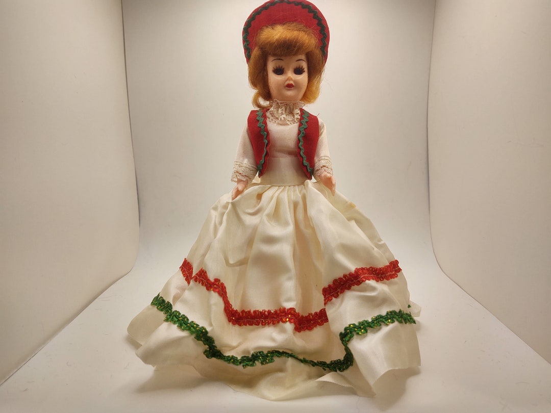 Hungary Vintage Arco Dolls of the World Dolls of the Land Vintage ...