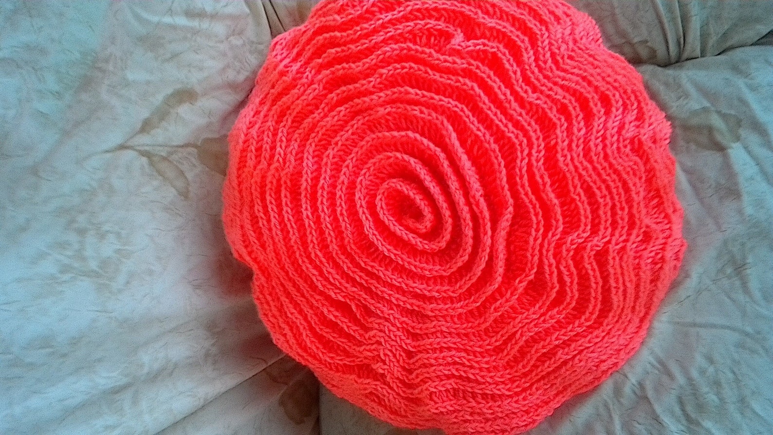 16" Round Double Sided Coral Ruffle Rose Pillow - Etsy