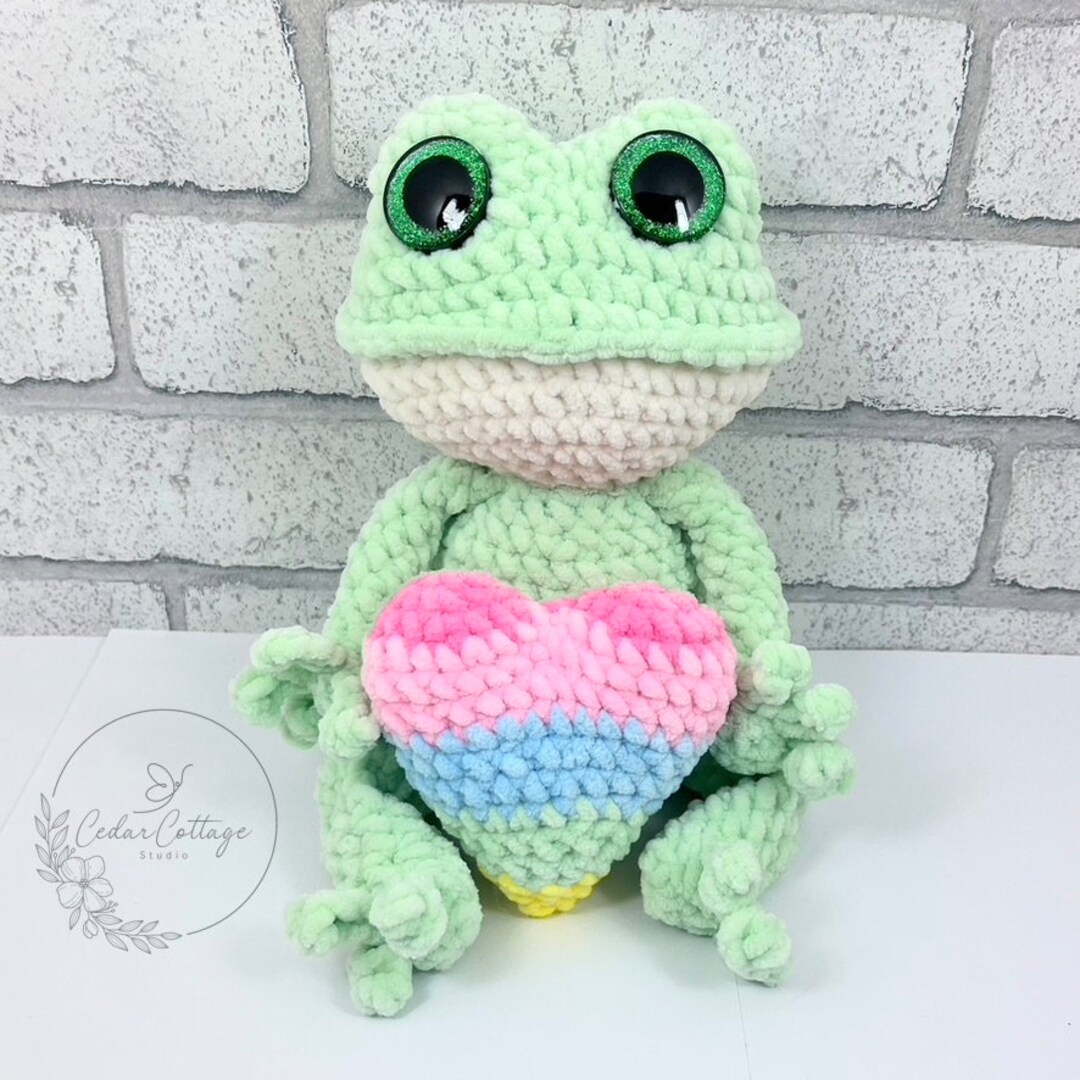 Crochet Frog, Plushie, Amigurumi, Baby Gifts, Childs Toy, Soft Toy ...