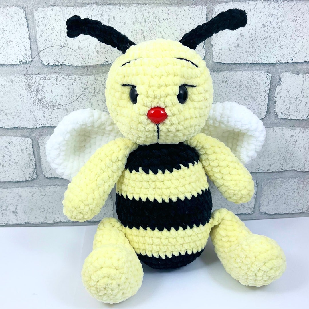 Crochet Bee Plushie, Chenille Yarn Stuffed Animal, Handmade Nursery ...