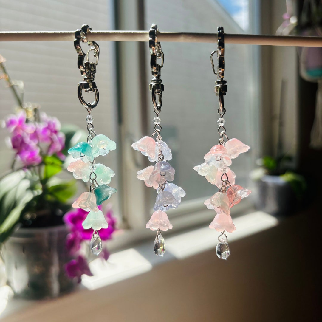 Lily of the Valley Dangling Flowers Teardrop Keychain Phone Charm Key ...