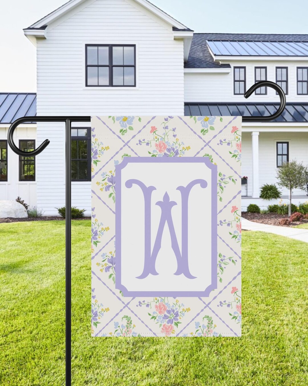 Monogram Garden Flag Display Ideas for Home Entrance Decor Outdoor ...