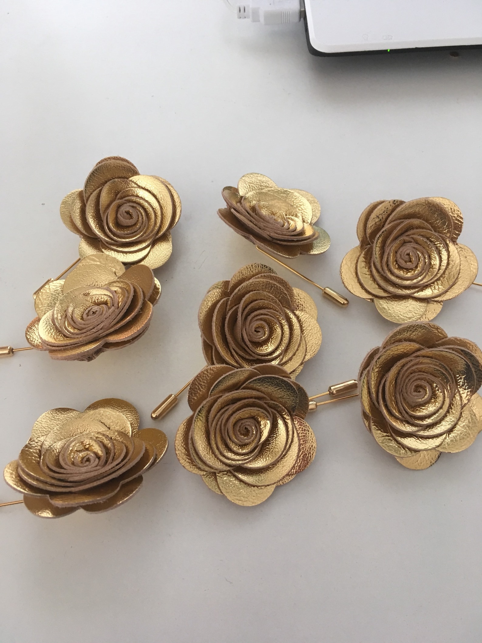 Gold Flower Lapel Pin Gold Wedding Boutonniere Gold Lapel - Etsy