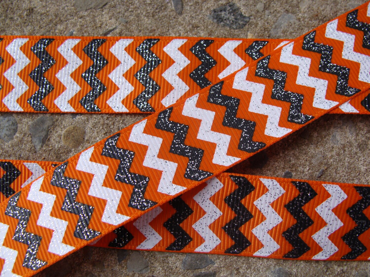 3 Yards Glittery Chevron Ribbon Pink and Black Ribbon Zigzag - Etsy